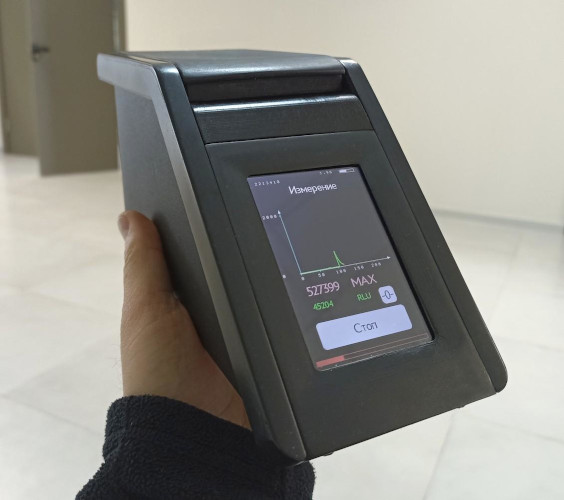 Portable luminometer // Digital Sensory Technologies, LDNova™